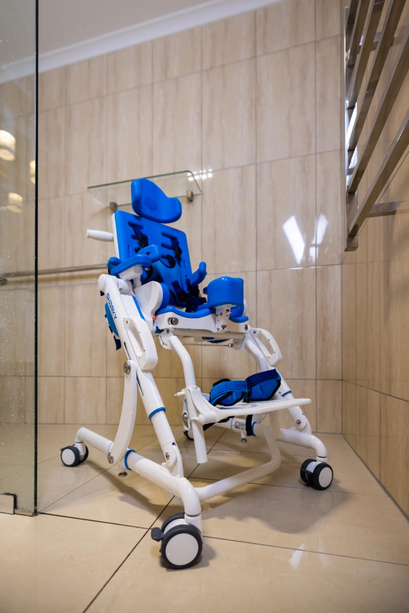 Sharky Commode - Commodes and Shower Chairs - GTK